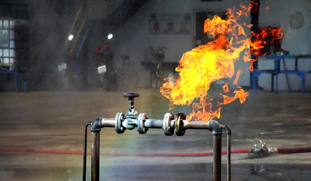 Flash point and its importance in industries - Ganjineh Pavan